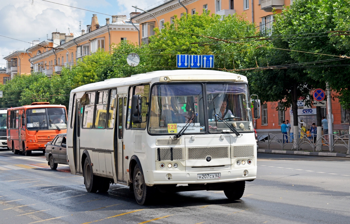Рязанская область, ПАЗ-320402-05 № С 038 ТЕ 62; Рязанская область, ПАЗ-4234-04 № Н 207 СХ 62 ...