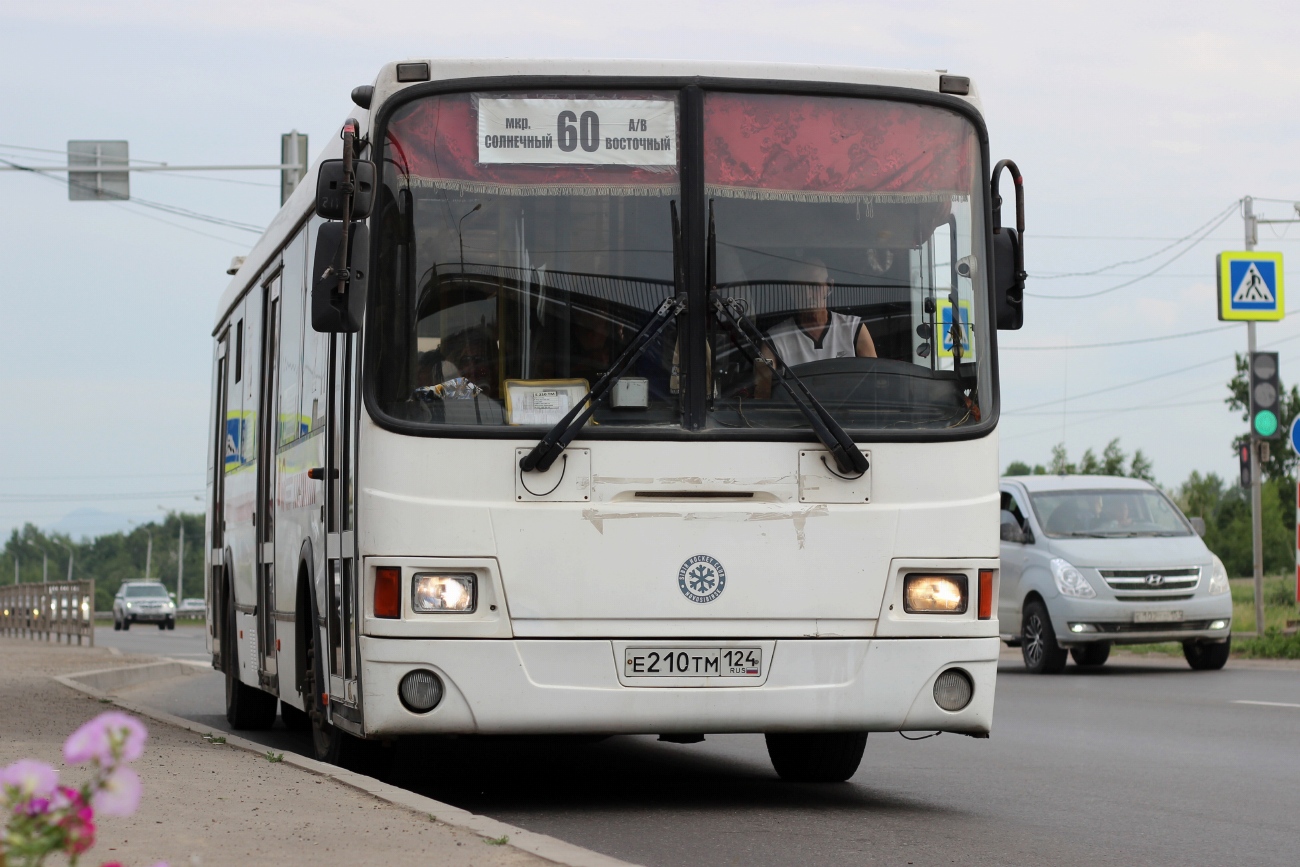 Красноярский край, ЛиАЗ-5256.60 № Е 210 ТМ 124 — Фото — Автобусный транспорт